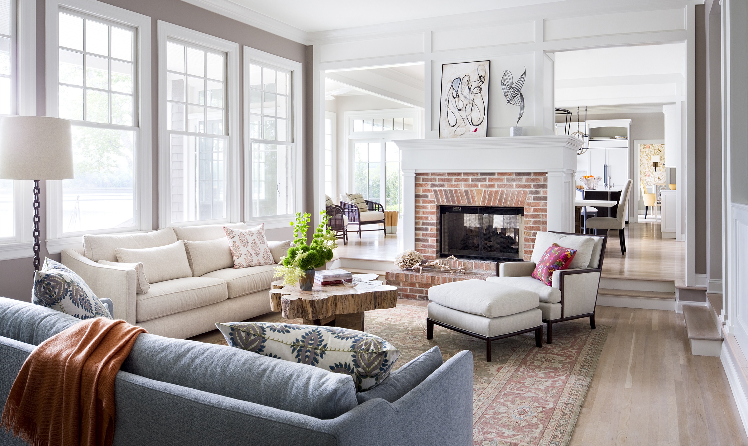 Cozy Living Room with Stylish Fireplace and Elegant Furniture – HD ...