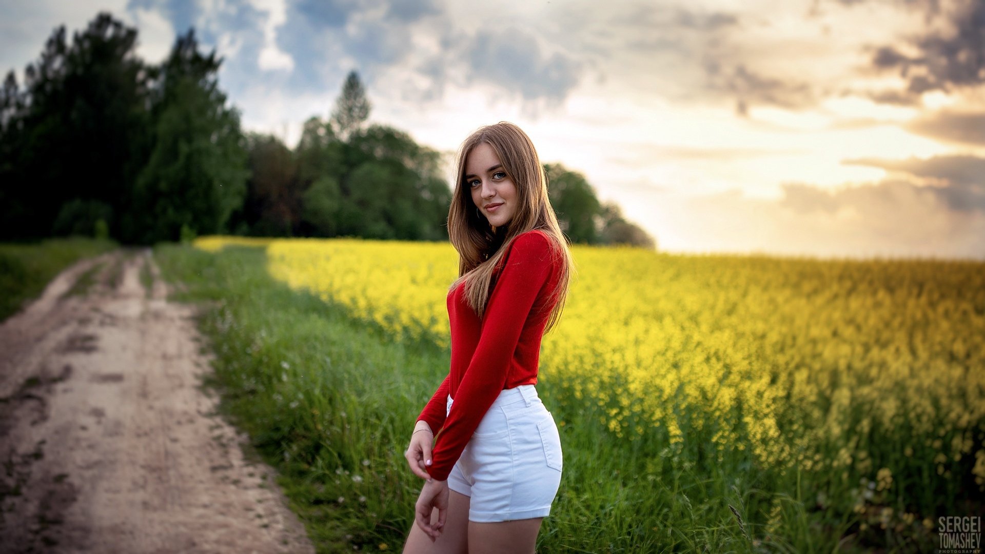 Download Brunette Depth Of Field Woman Model Hd Wallpaper By Sergei