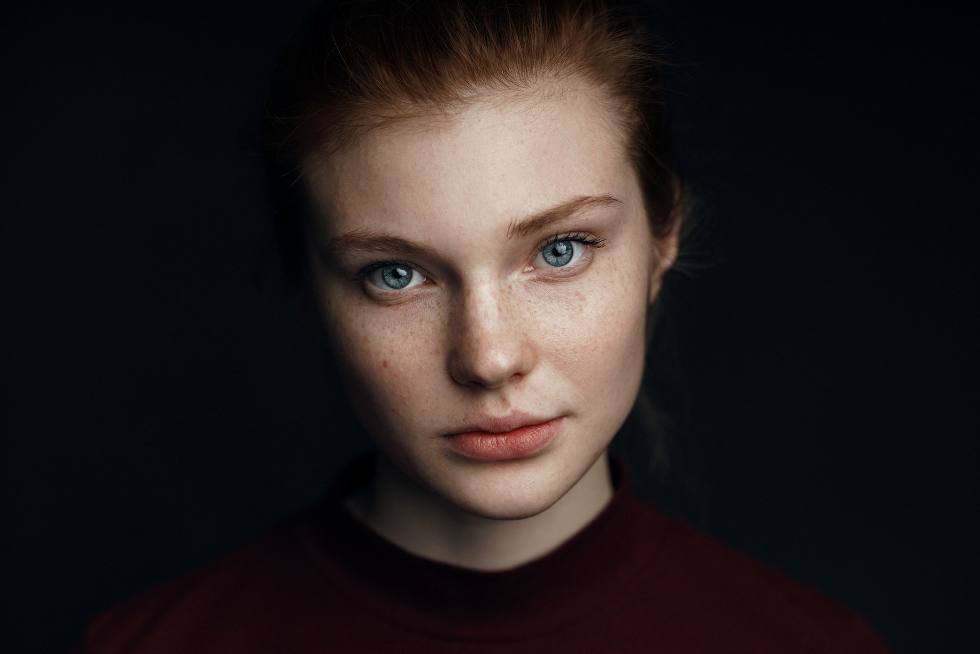 Download Woman Face HD Wallpaper by Babak Fatholahi | 1920x1281 ...