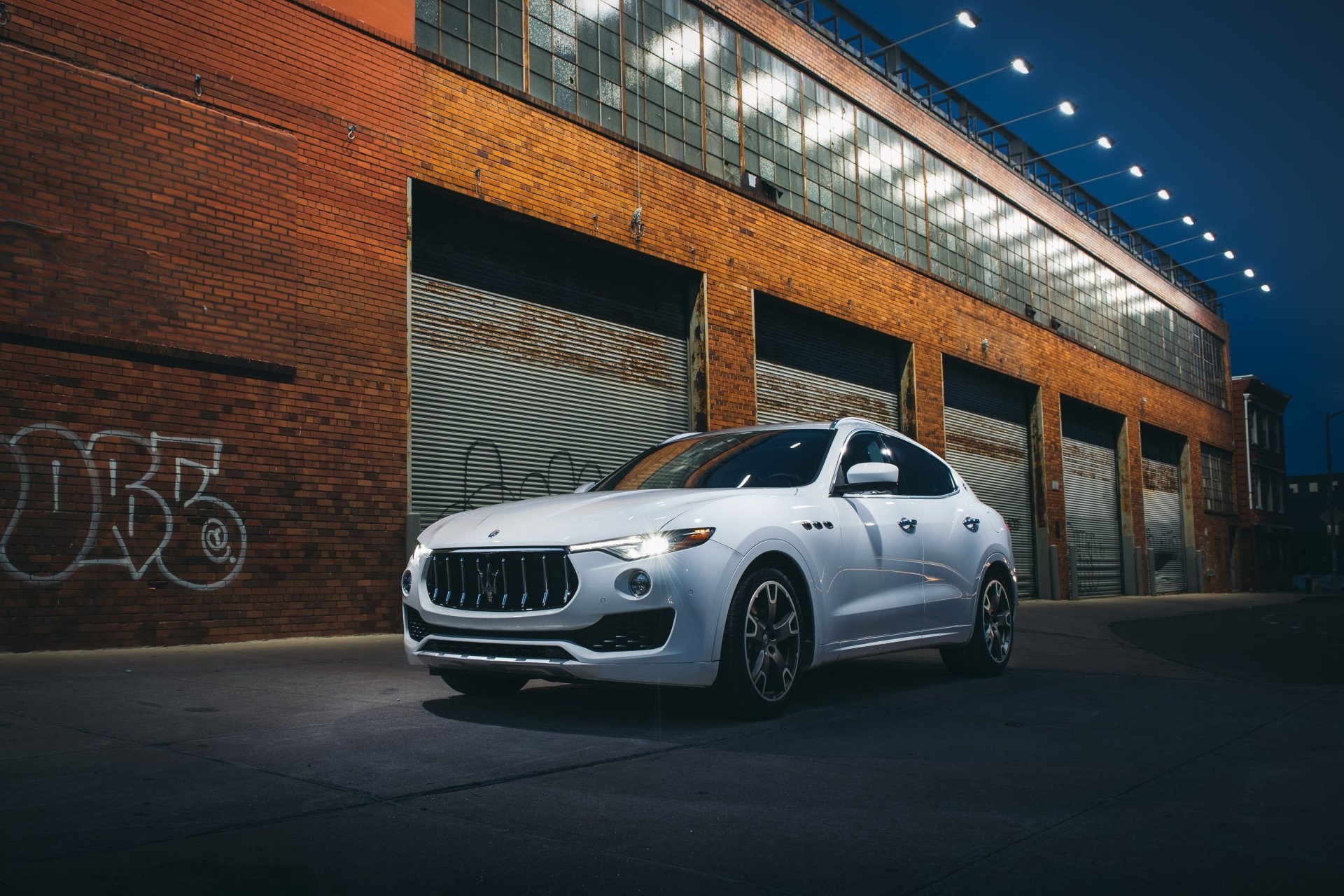 Download SUV White Car Car Maserati Vehicle Maserati Levante HD Wallpaper