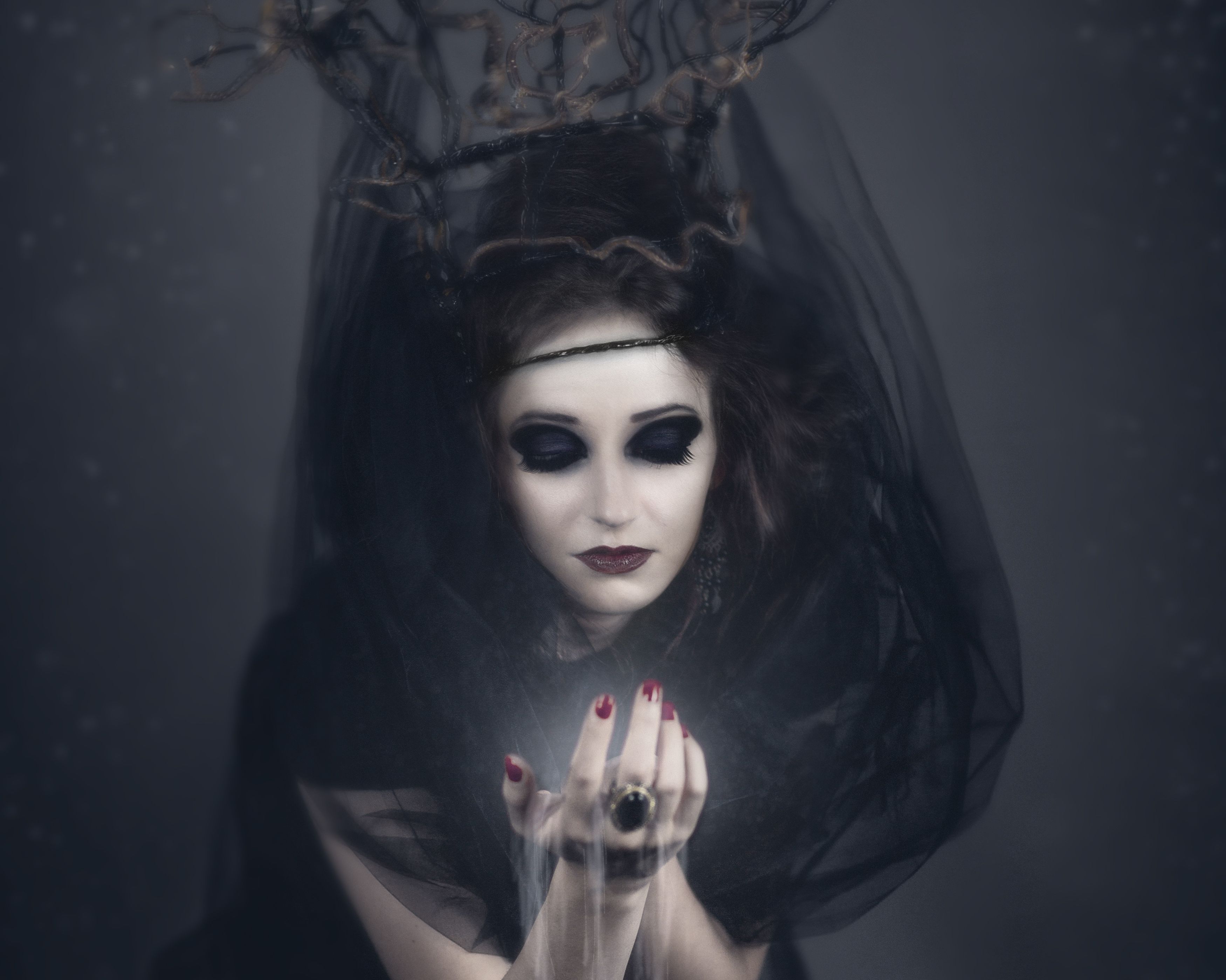 Download Fantasy Witch HD Wallpaper