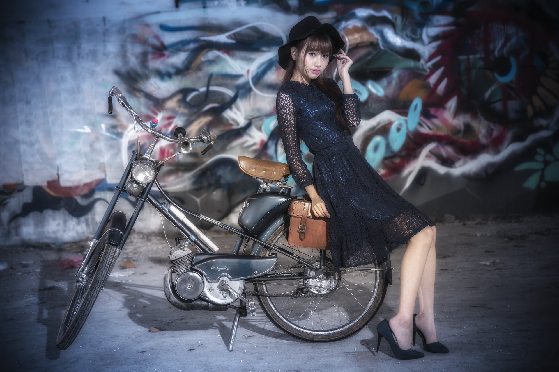 Download Hat Black Dress Model Woman Asian 4k Ultra Hd Wallpaper