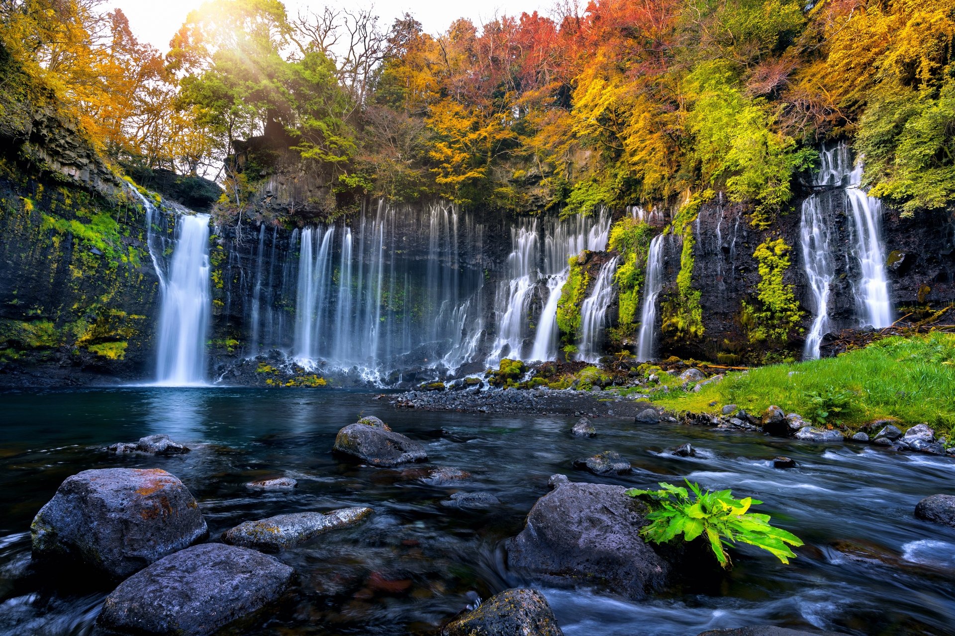 4K Ultra HD Fall Waterfall Bliss in Nature’s Vibrant Embrace