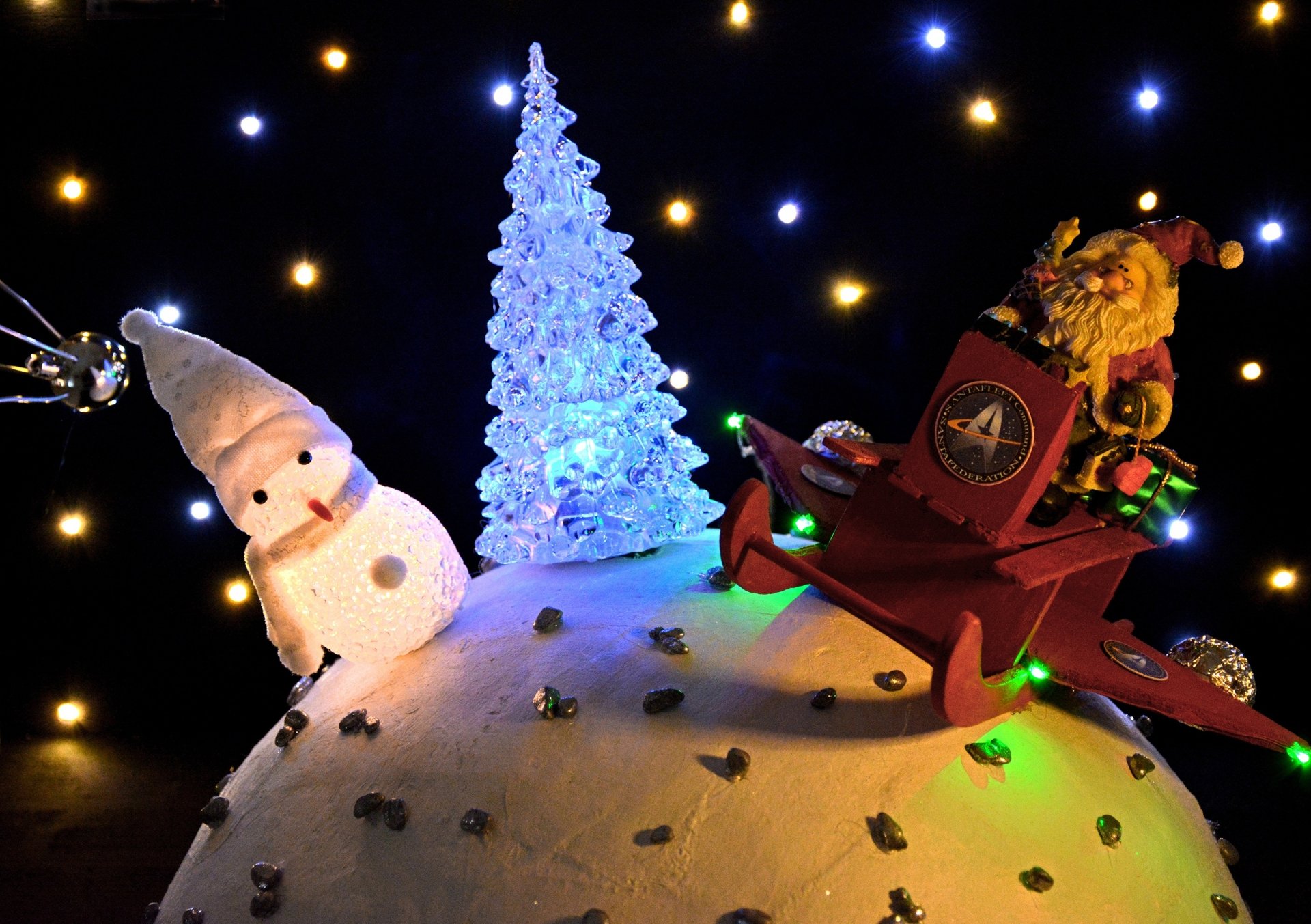 Download Santa Christmas Ornaments Snowman Light Holiday Christmas HD ...