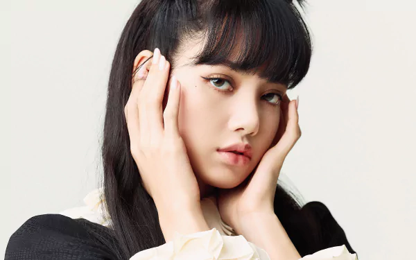 [20+] Lisa (Singer) Wallpapers