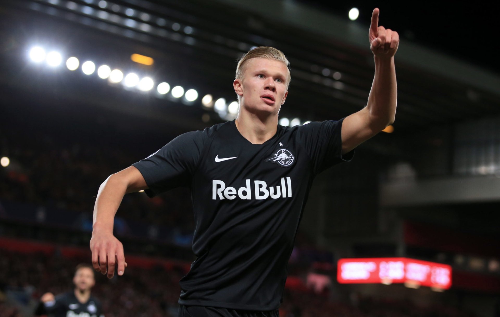 Download Norwegian Soccer Erling Haaland Sports HD Wallpaper