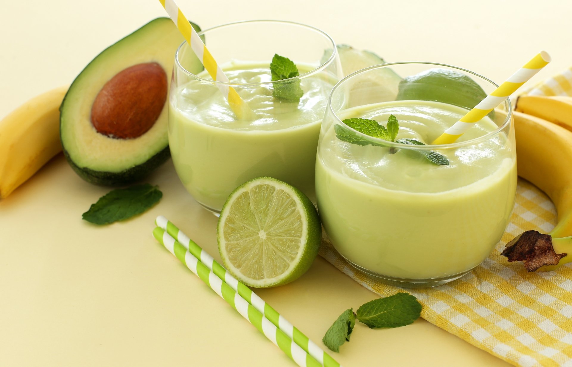 Download Drink Avocado Glasses Lime Food Smoothie 4k Ultra HD Wallpaper ...