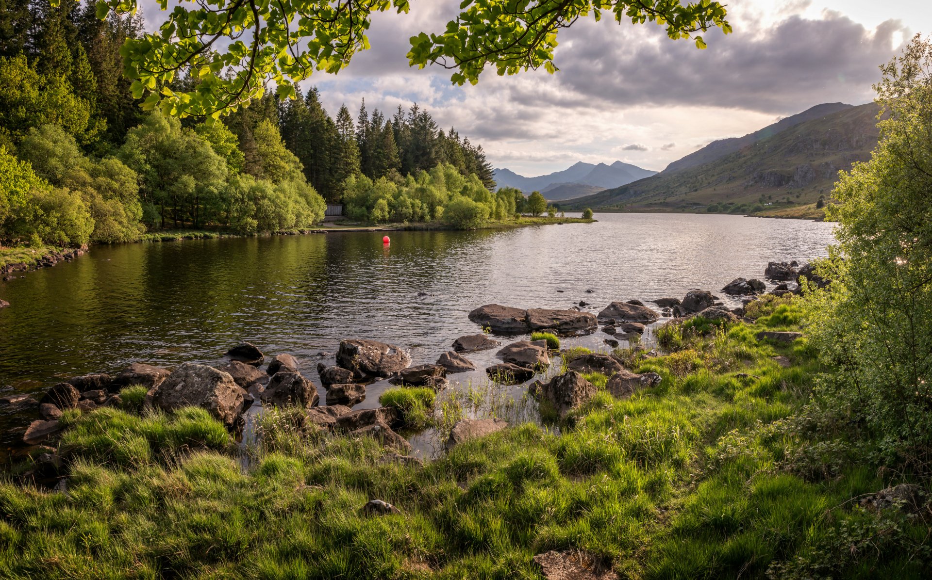 Download Nature River 4k Ultra HD Wallpaper