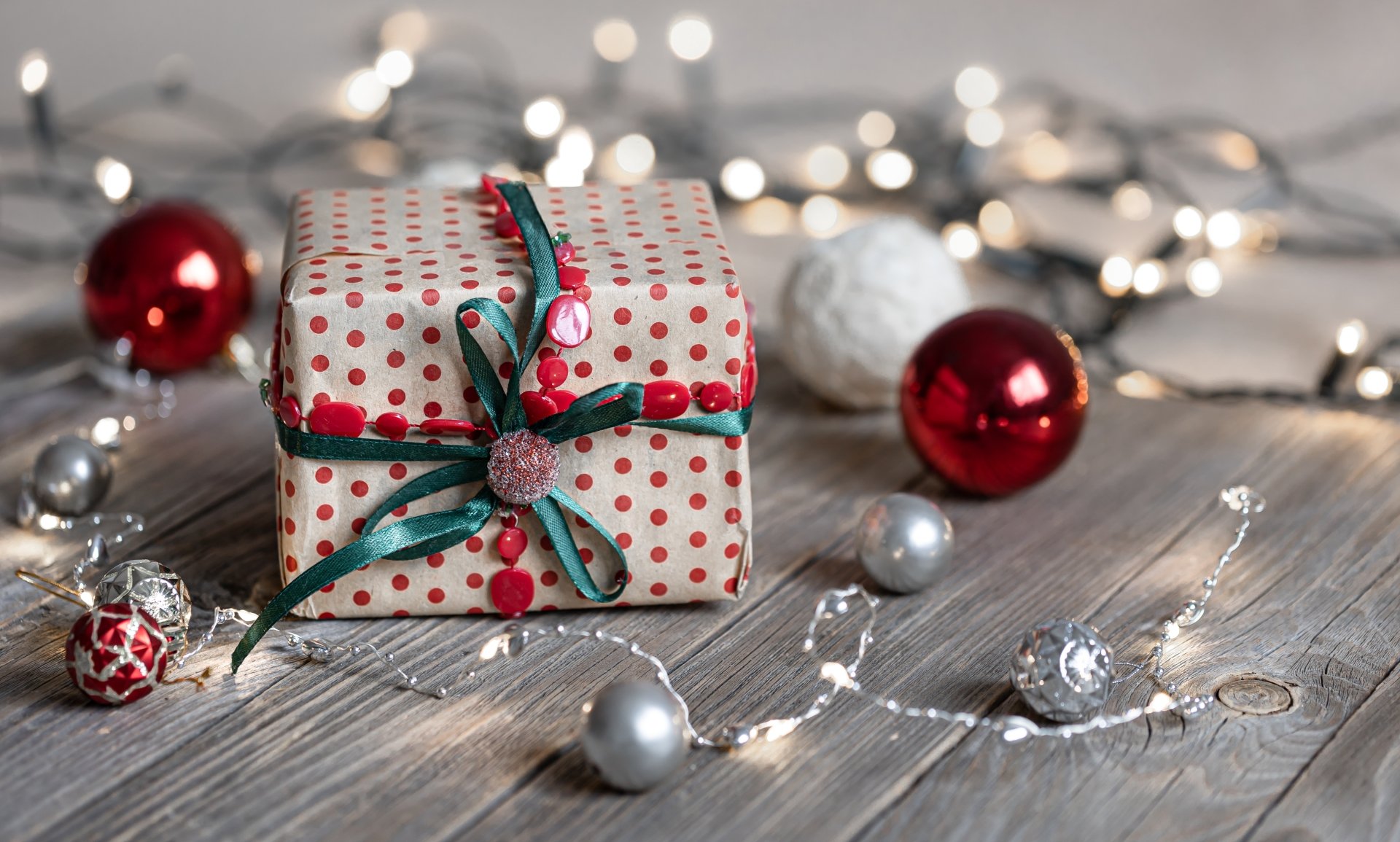 Download Christmas Ornaments Misc Gift 4k Ultra HD Wallpaper ...