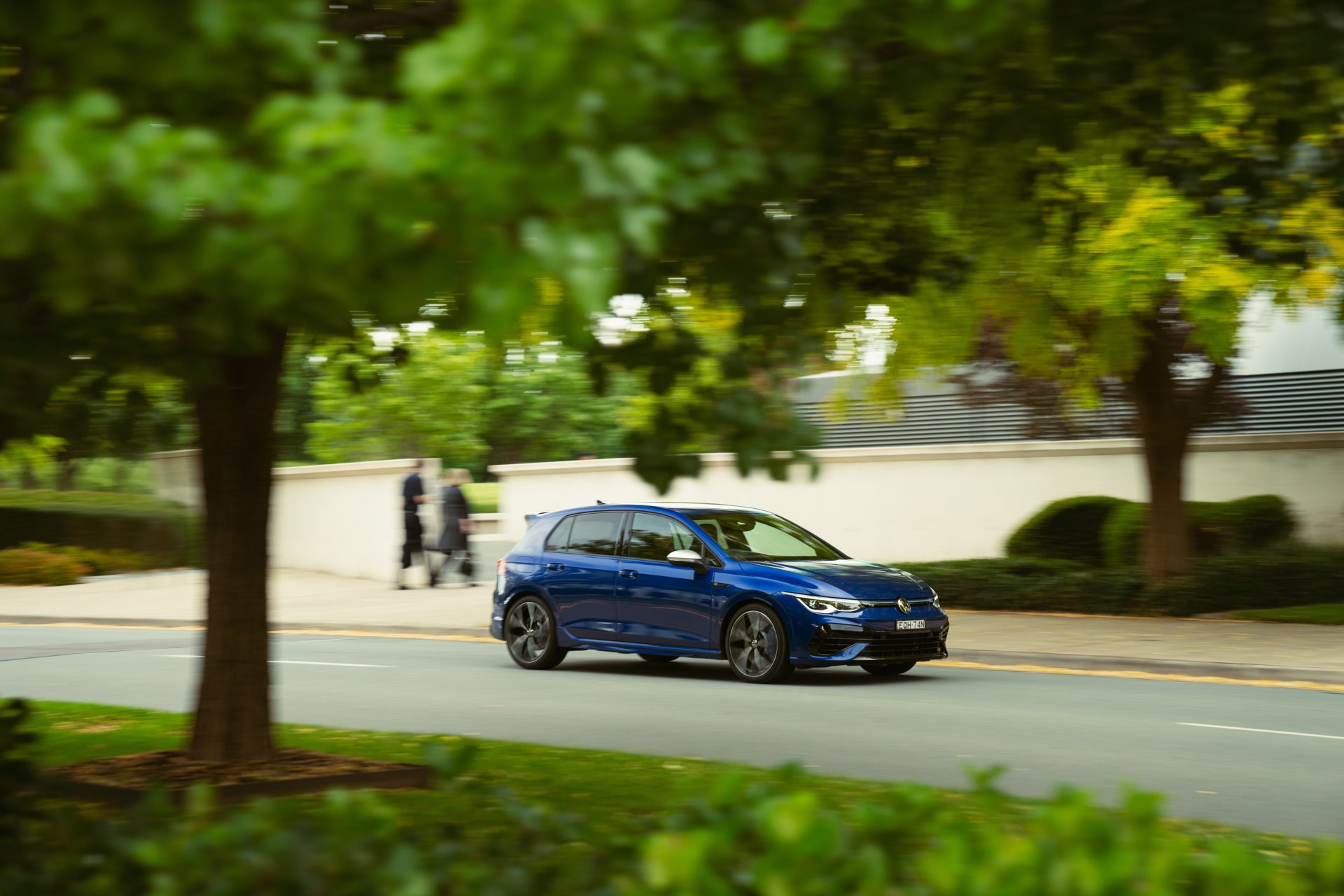 Download Vehicle Volkswagen Golf R 4k Ultra HD Wallpaper