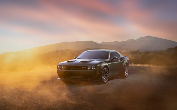 Dodge Challenger SRT - Desktop Wallpapers, Phone Wallpaper, PFP, Gifs ...