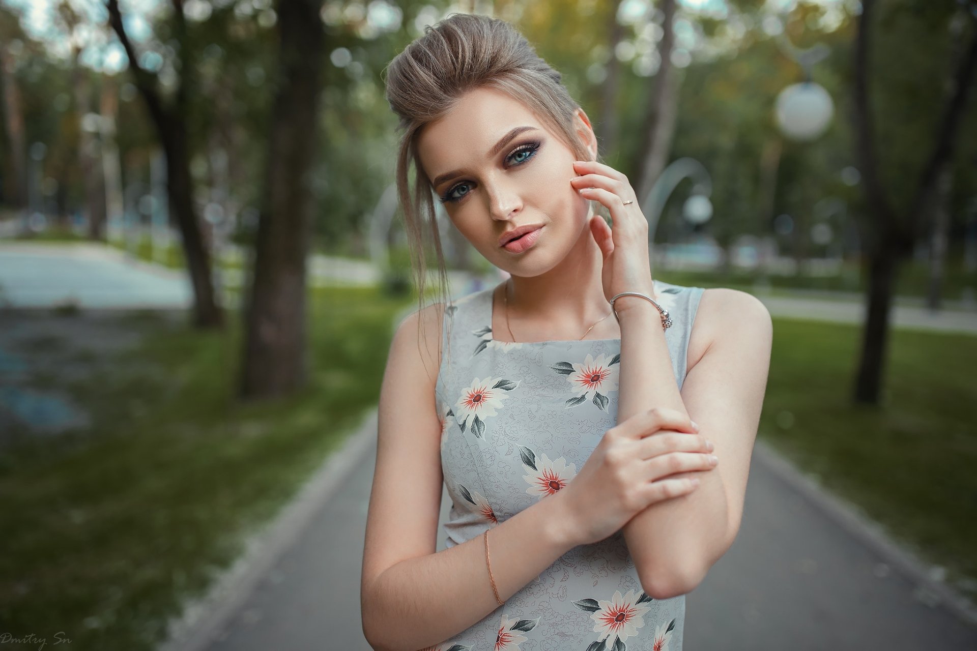 Download Woman Model HD Wallpaper by Dmitry Sn