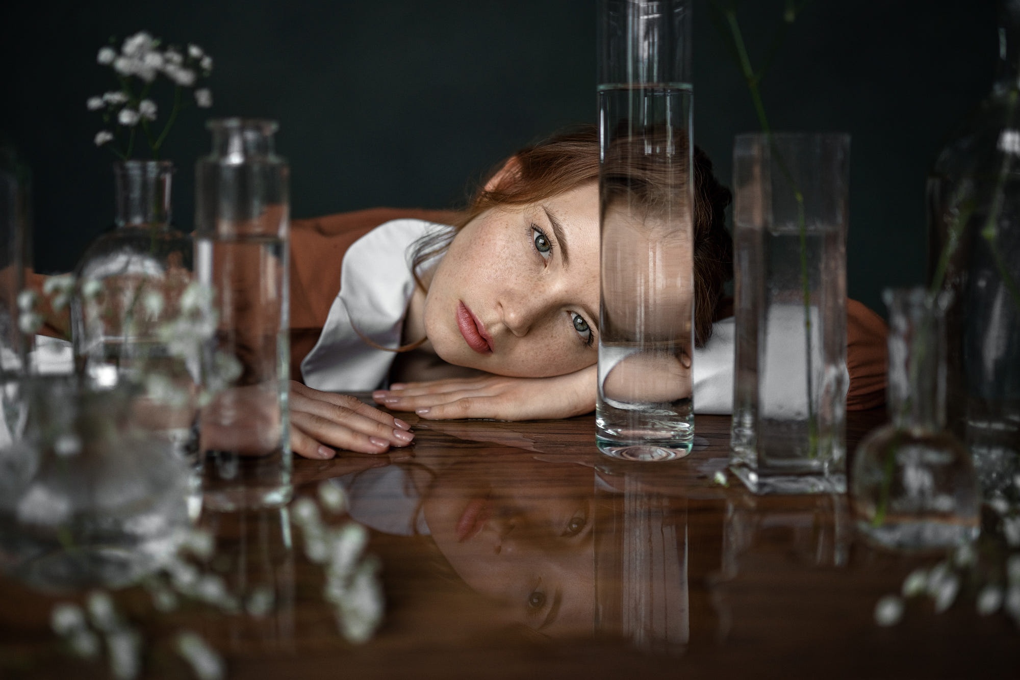 Download Woman Model HD Wallpaper