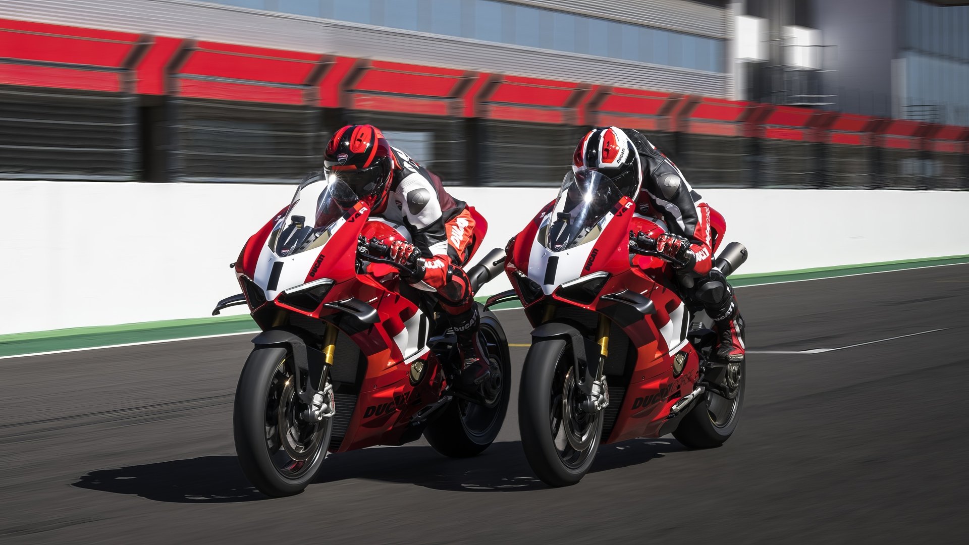 Ducati Panigale V4 R Racing Duo HD Wallpaper
