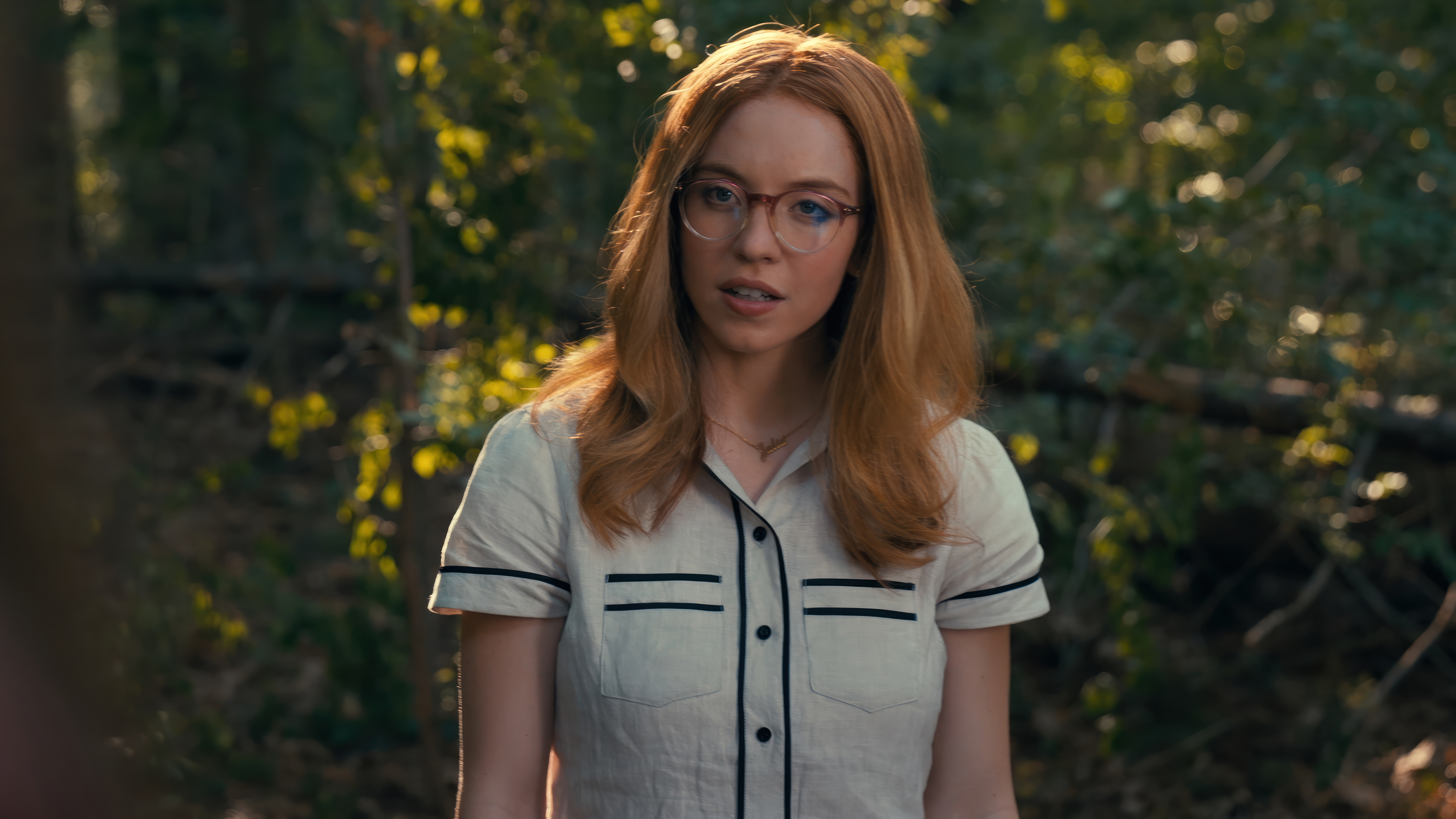 Madame Web Inspired HD Wallpaper Featuring Sydney Sweeney