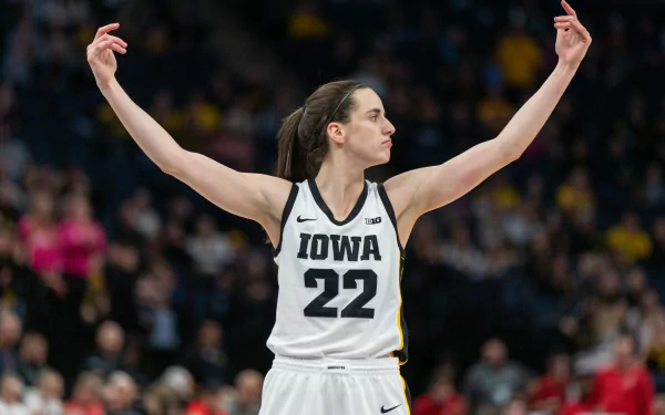 [10+] Caitlin Clark Wallpapers