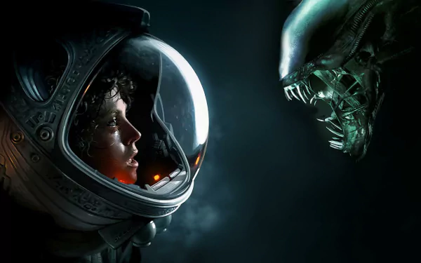 Alien Showdown: Ellen Ripley Faces the Xenomorph | HD Wallpaper