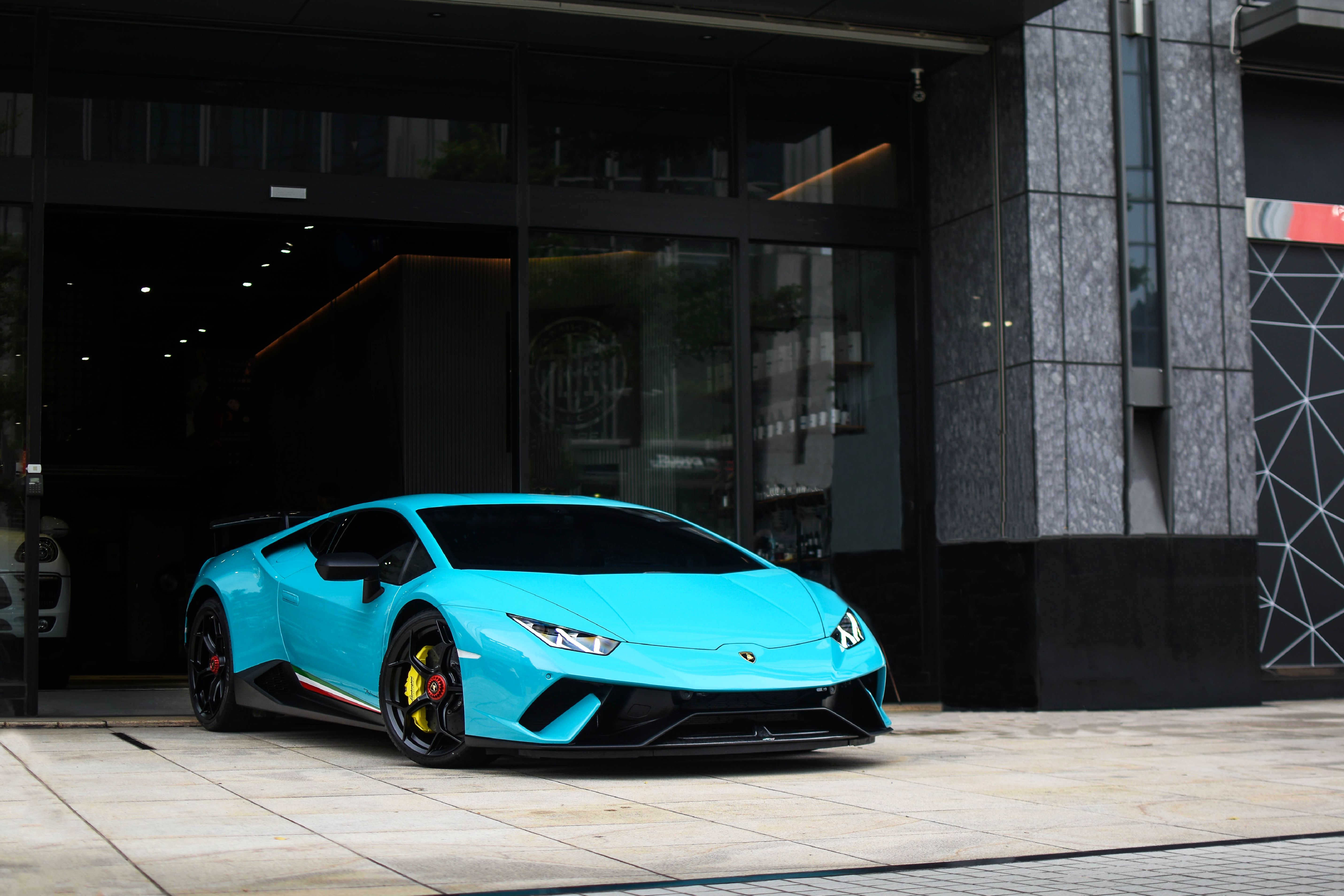Download Car Lamborghini Lamborghini Huracan 4k Ultra HD Wallpaper