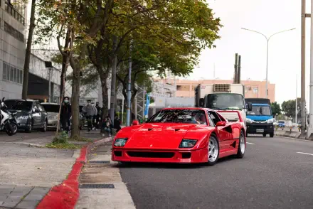 Ferrari F40 - Desktop Wallpapers, Phone Wallpaper, PFP, Gifs, and More!