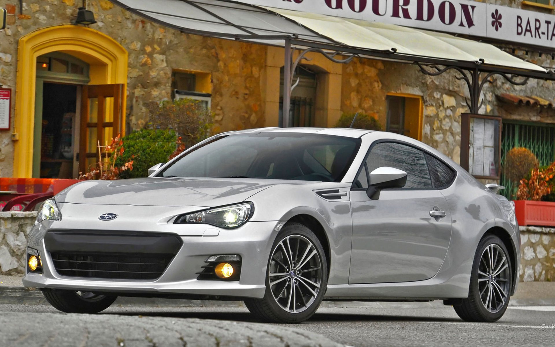 Download Vehicle Subaru HD Wallpaper