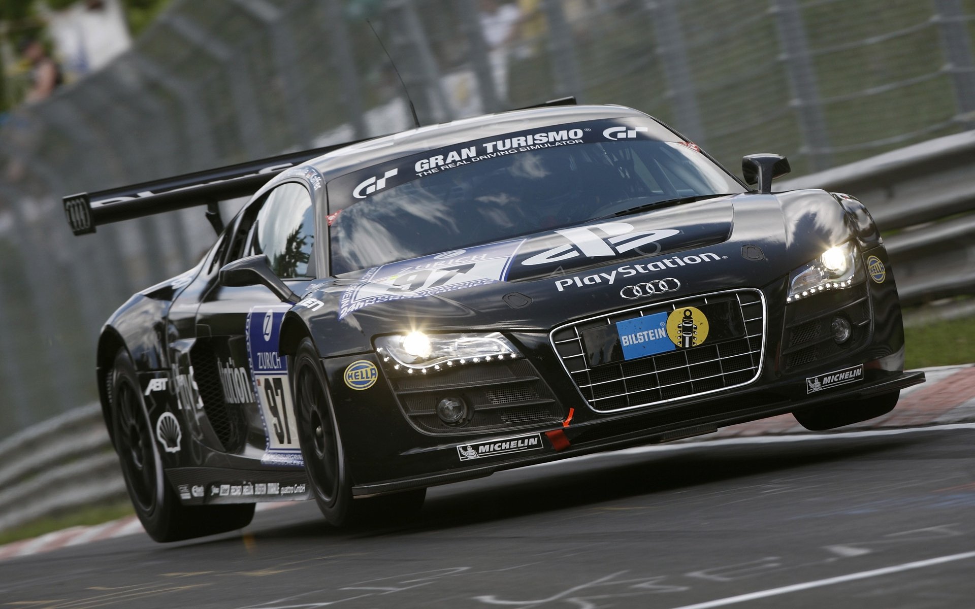 Gran Turismo 5: Audi R8 Race — HD Motorsport Wallpaper