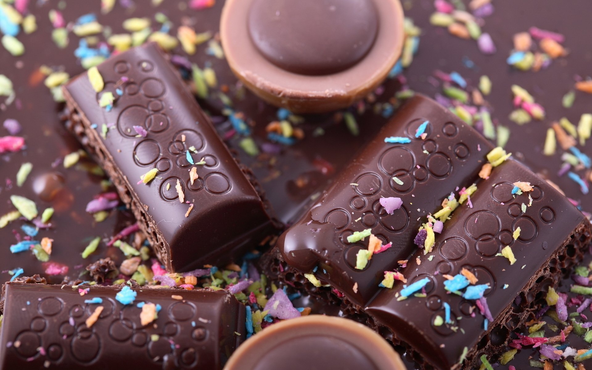 Indulgent Chocolate Treats: A Delightful HD Wallpaper