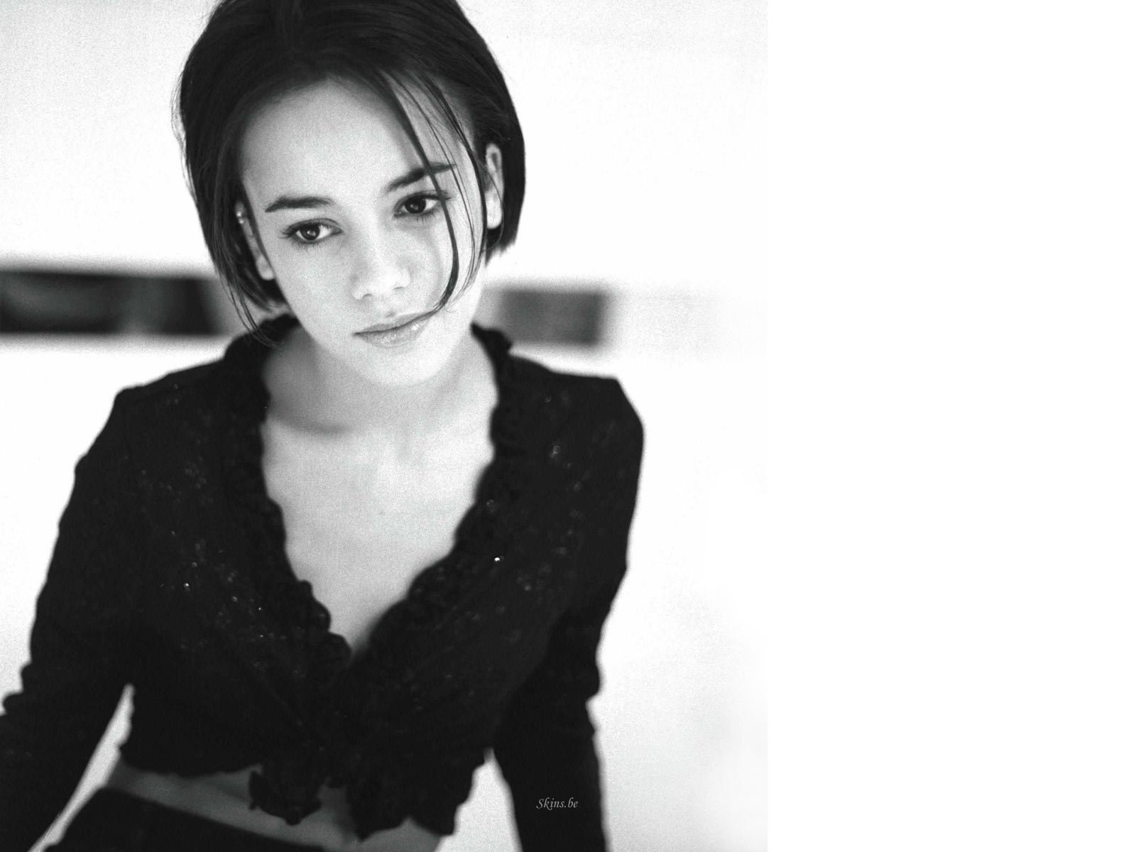 Alizée Melody: HD Music Portrait Wallpaper