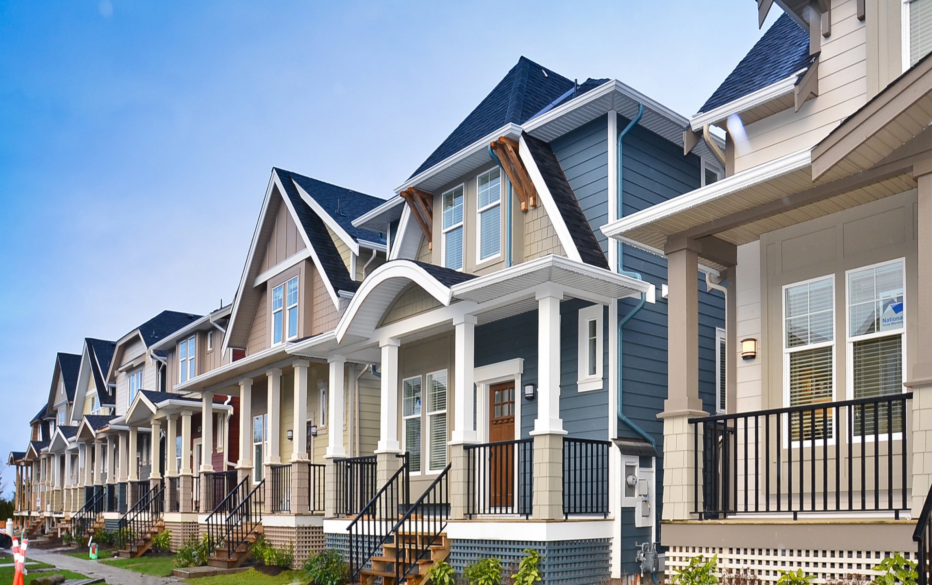 Download Man Made House HD Wallpaper