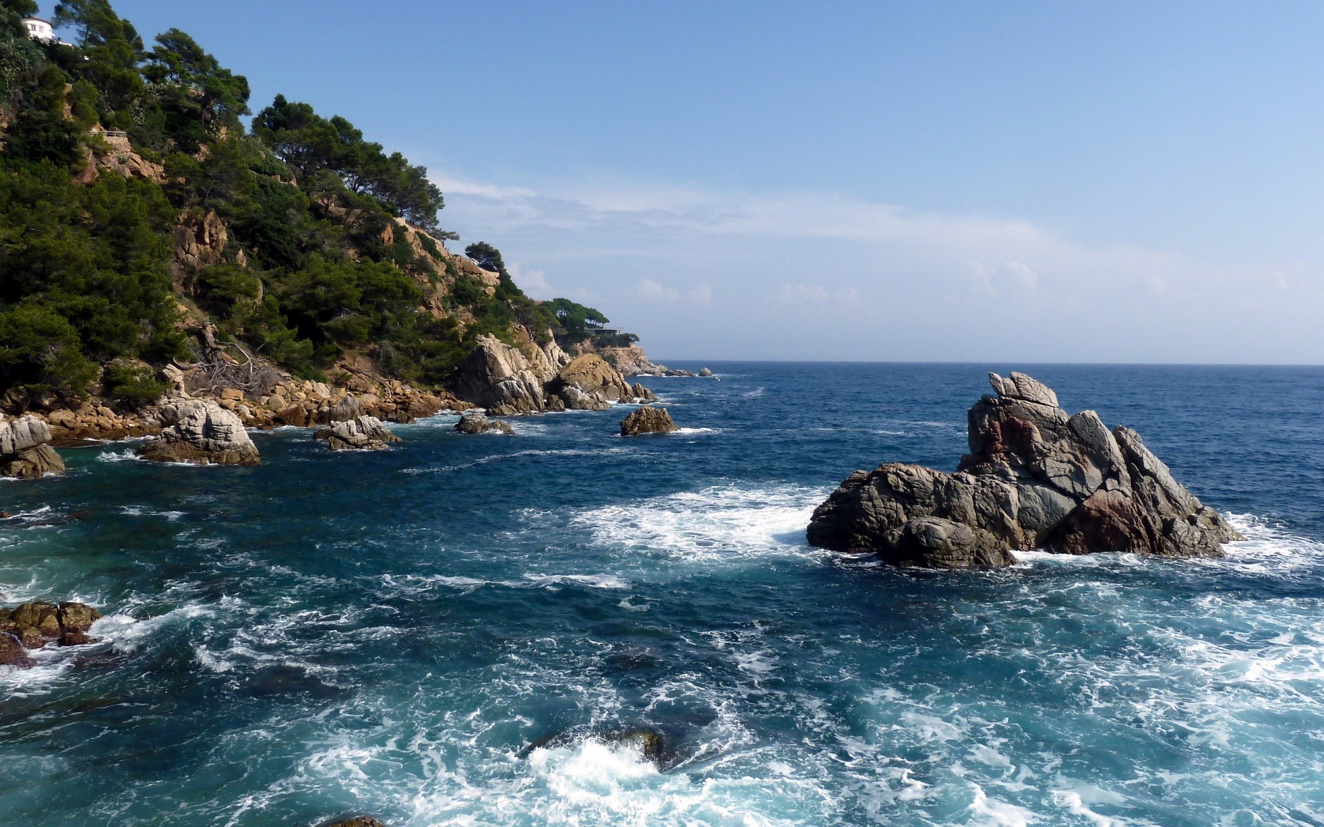 Serene Ocean Waves Crashing on Rocky Shore - HD Nature Wallpaper ...