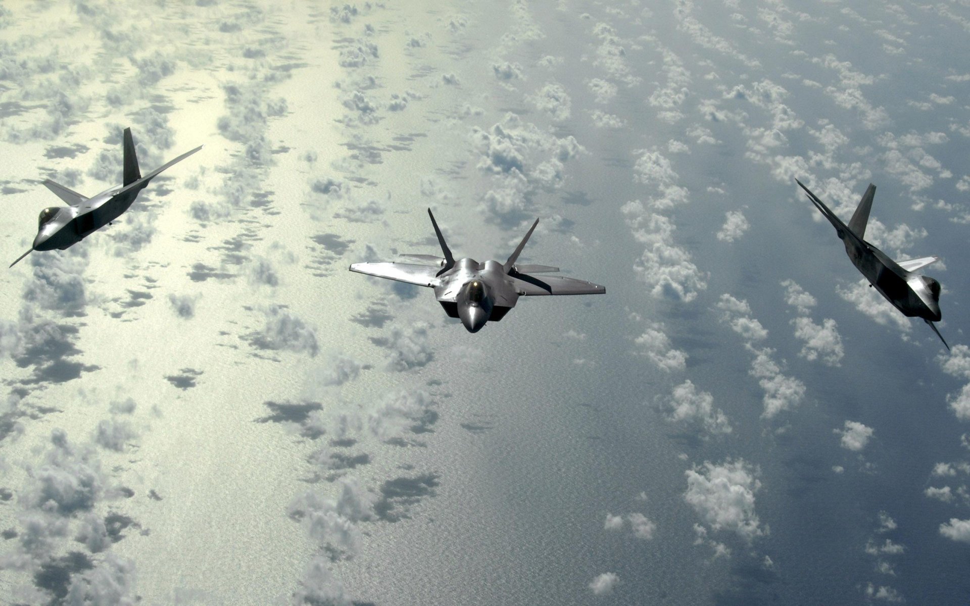 Download Military Lockheed Martin F-22 Raptor HD Wallpaper