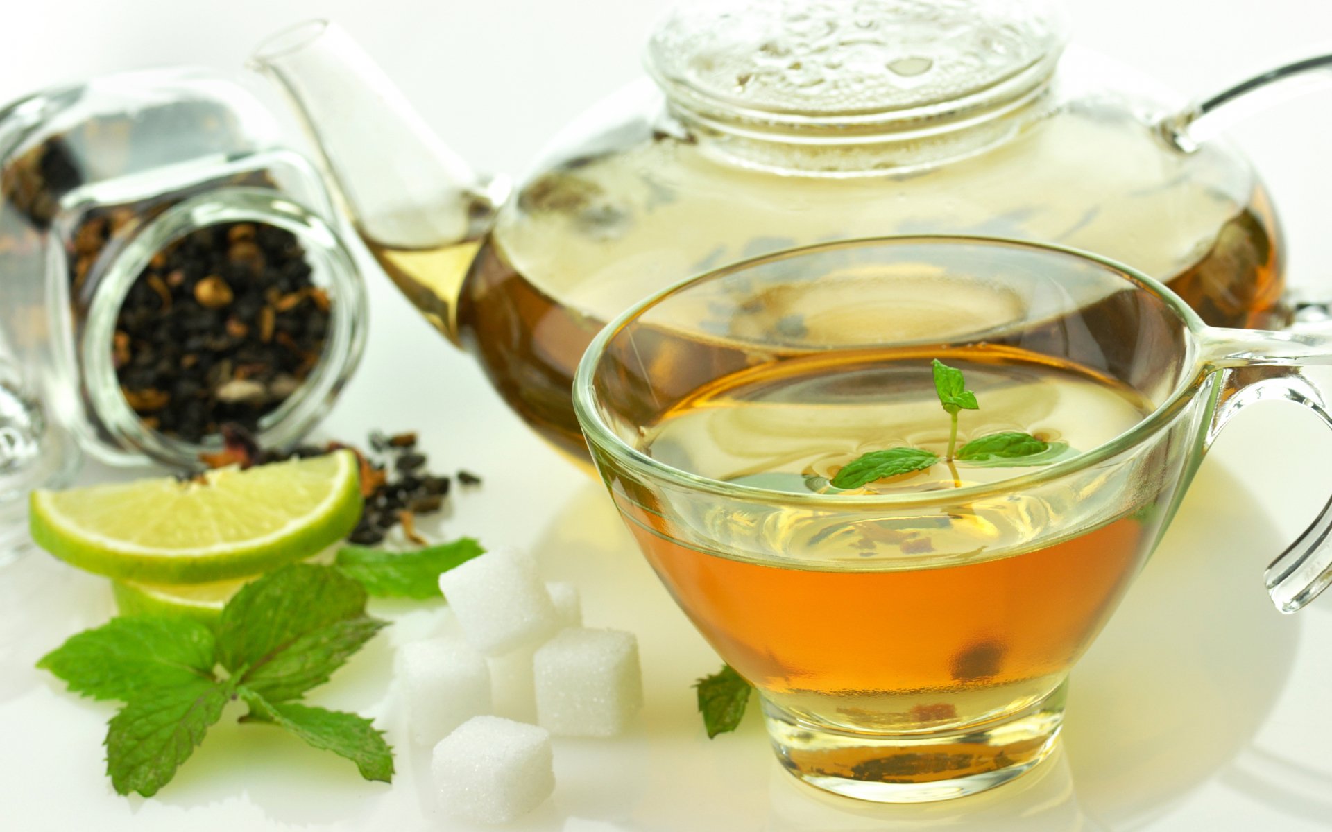 Refreshing Tea Moments: HD Food & Beverage Wallpaper Delight