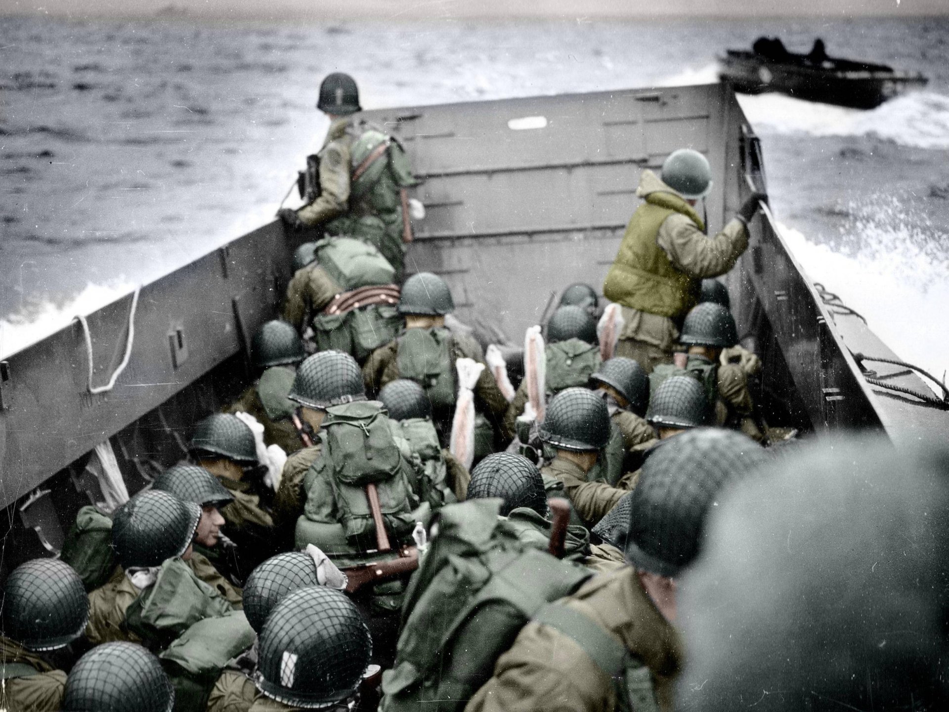 HD D-Day Landing: Powerful Military Moment Captured