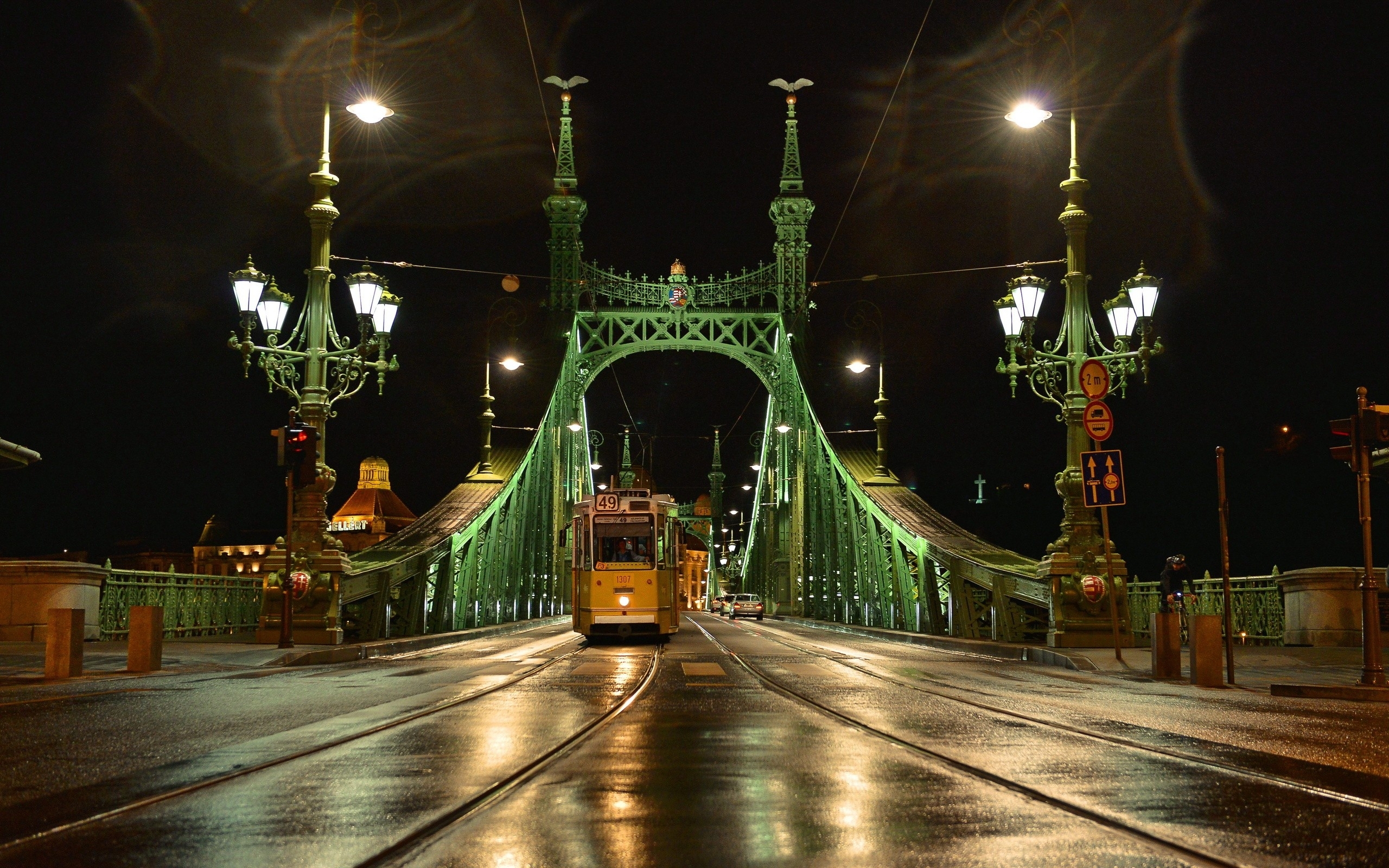 Stunning Night View of Historic Man-Made Bridge HD Wallpaper