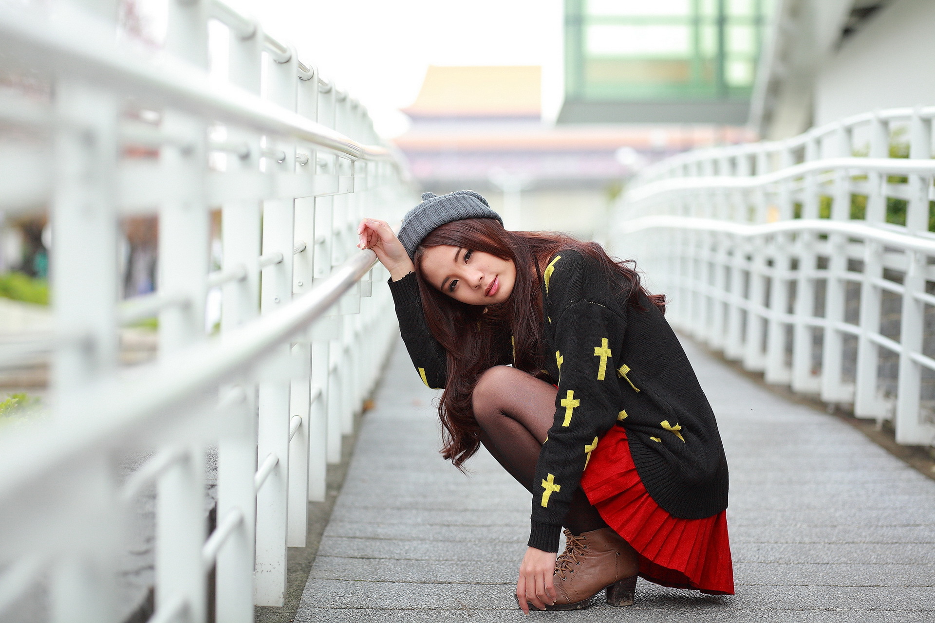 Chic Asian Woman HD Wallpaper