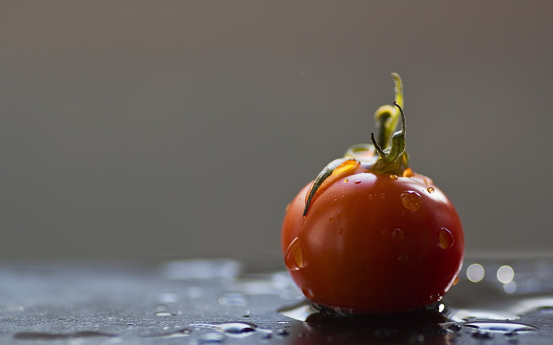 Dew-Kissed Tomato — HD Food Wallpaper | 1920x1200 | Wallpaper Abyss