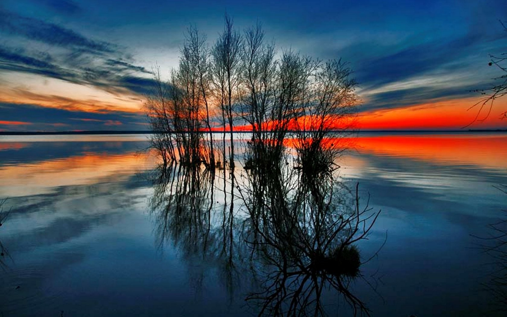 Download Nature Reflection Wallpaper