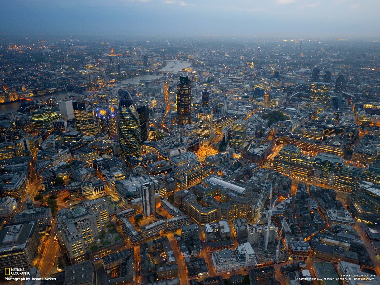 London Lights: Stunning HD View of the Man-Made Urban Jungle