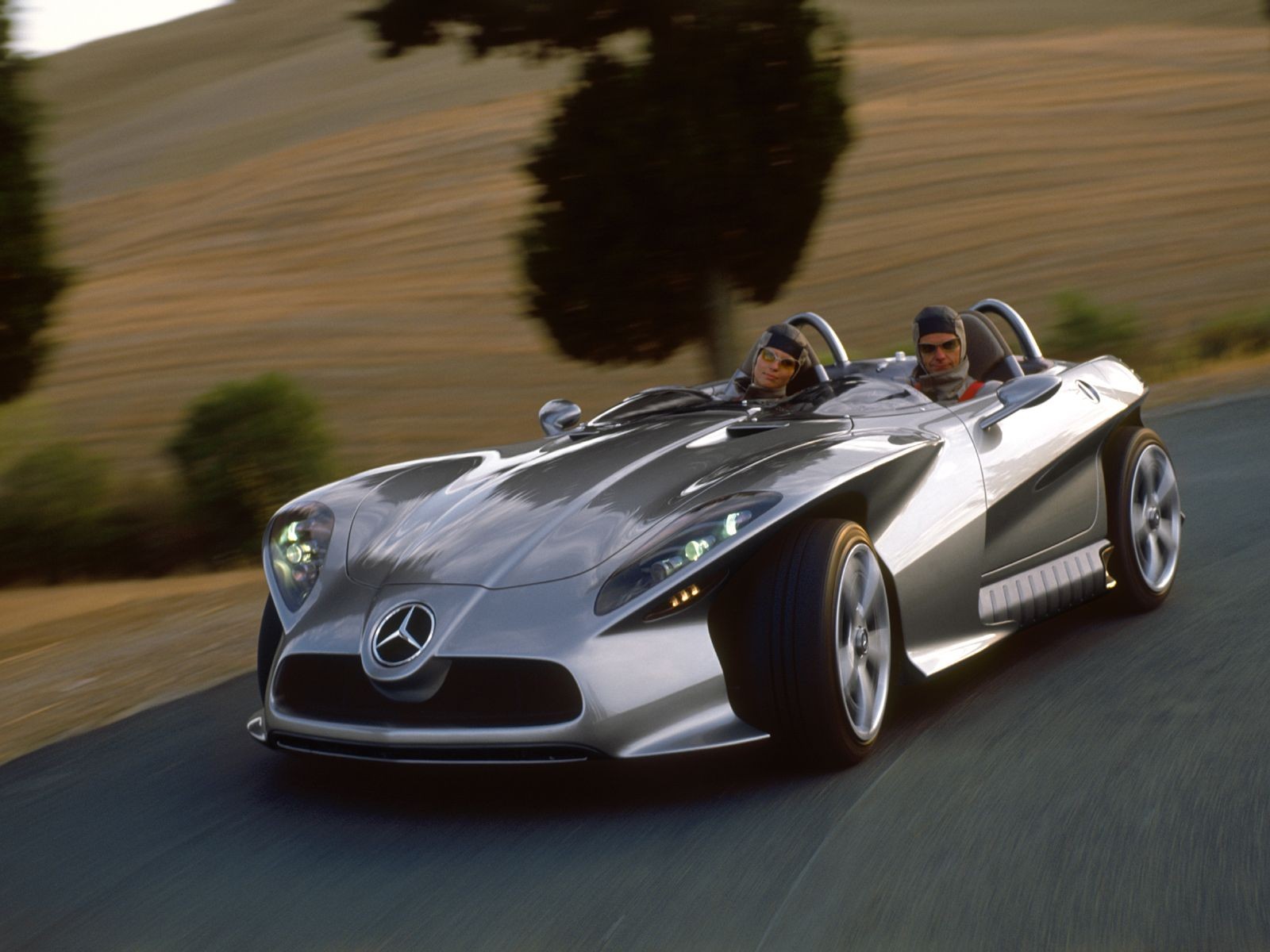 Mercedes-Benz F 400 Carving Concept Wallpaper and Background Image ...