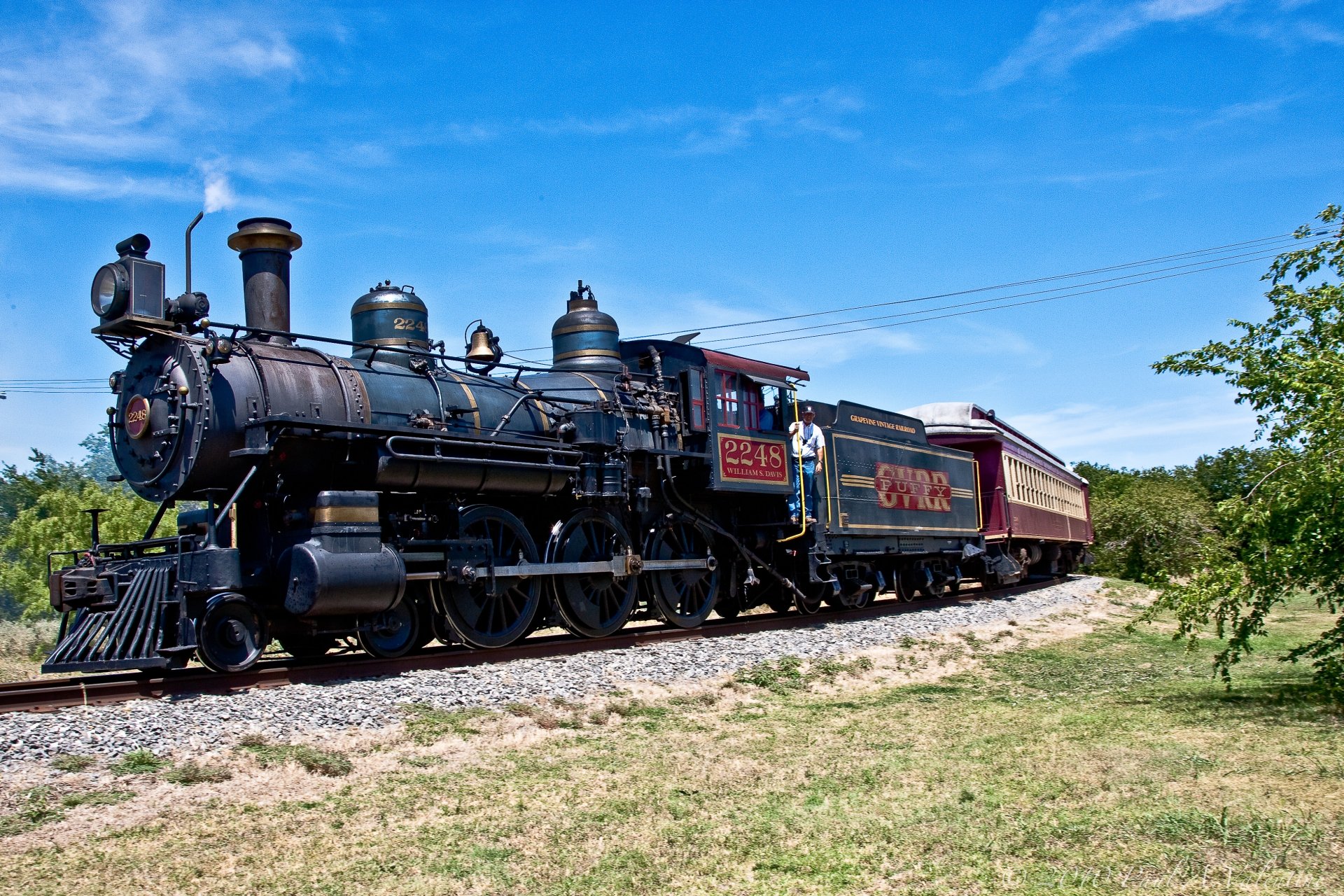 Download Vehicle Train 4k Ultra HD Wallpaper