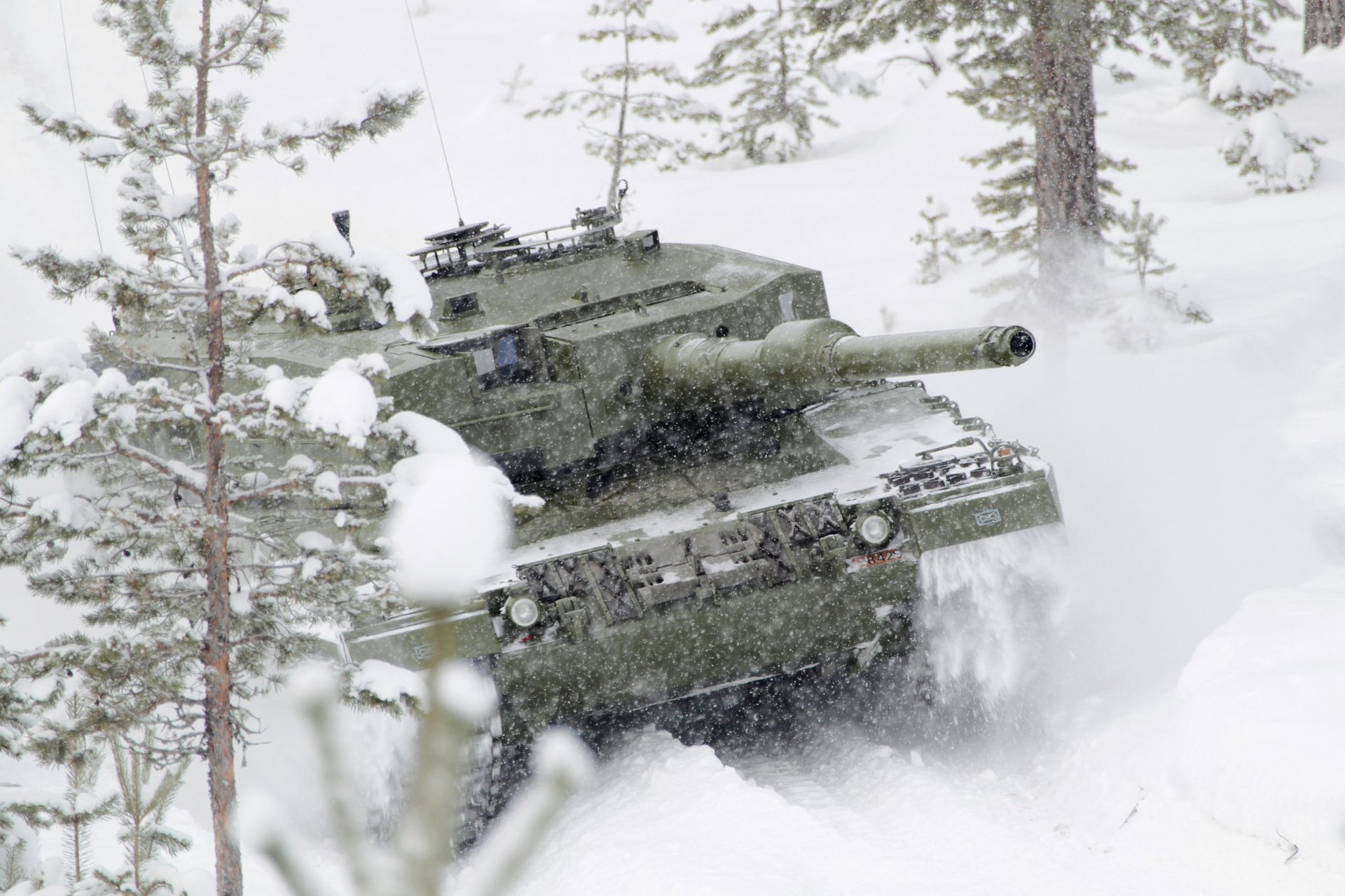 Leopard 2 Tank in Snow – HD Military Power Wallpaper