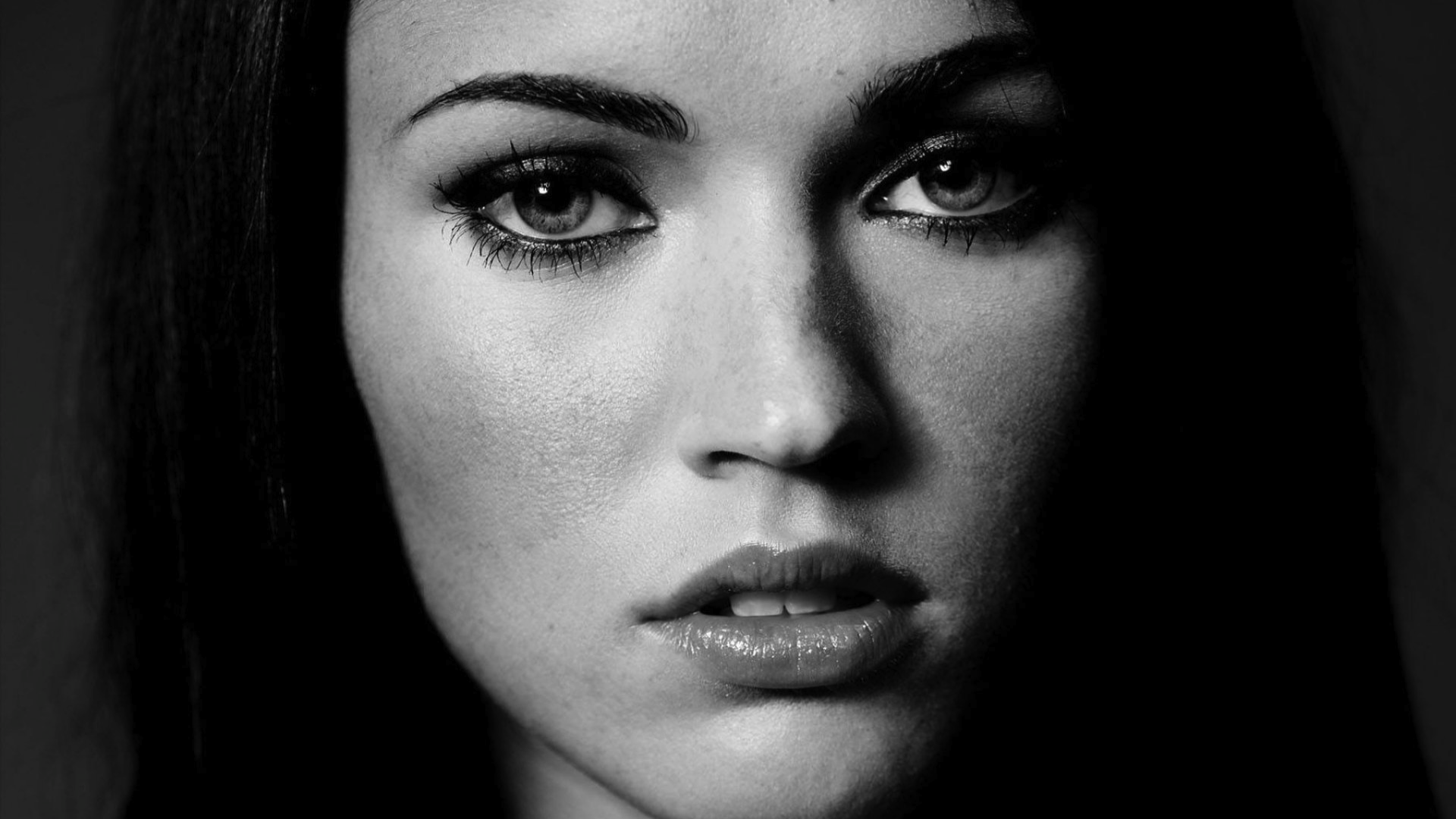 Megan Fox HD: Striking Celebrity Portrait Wallpaper