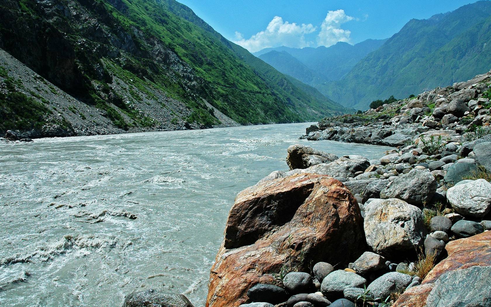 Serene River Flow Through Majestic Mountain Valley - HD Nature Wallpaper