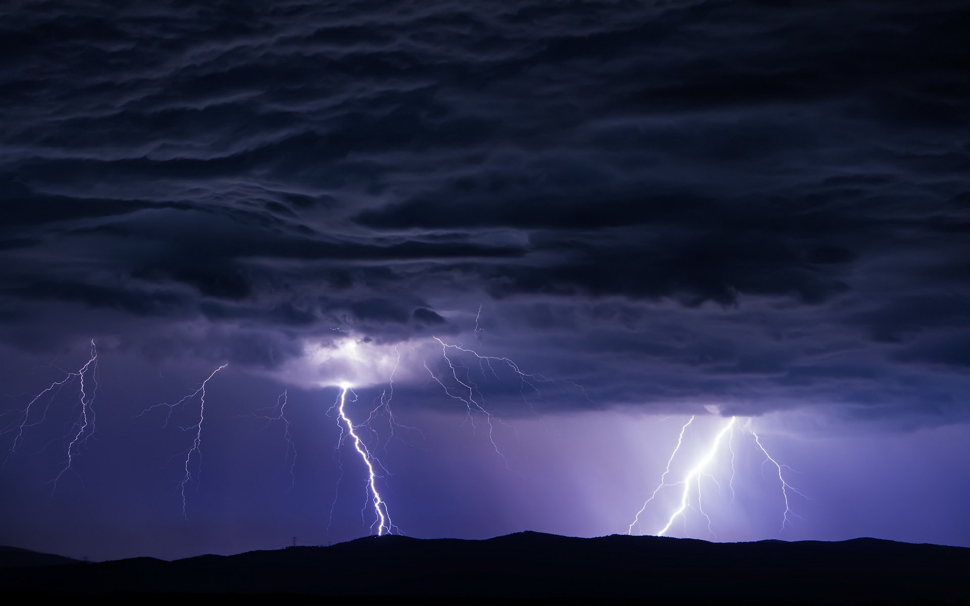 Stunning HD Lightning Photography: Nature’s Electric Canvas