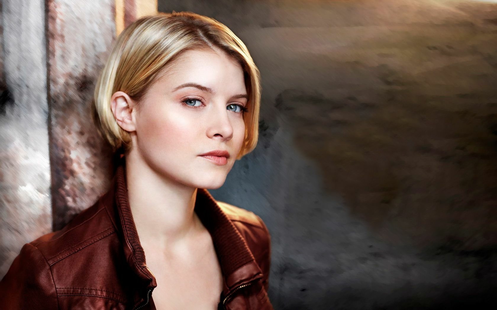 Sarah Jones Wallpaper