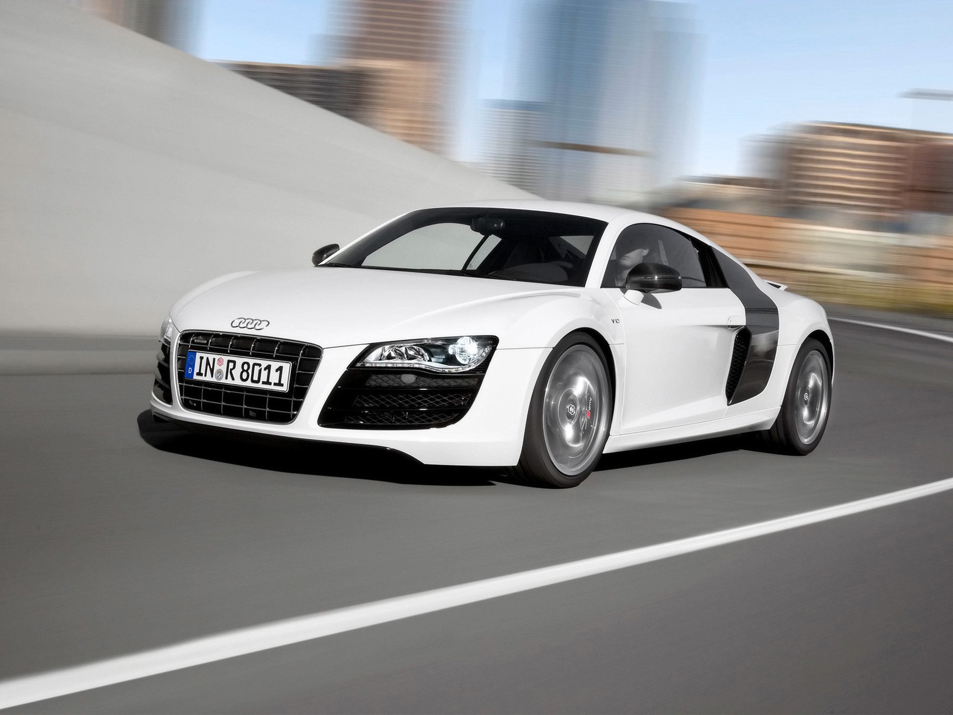 Download Vehicle Audi HD Wallpaper | 1920x1440 | Wallpaper Abyss