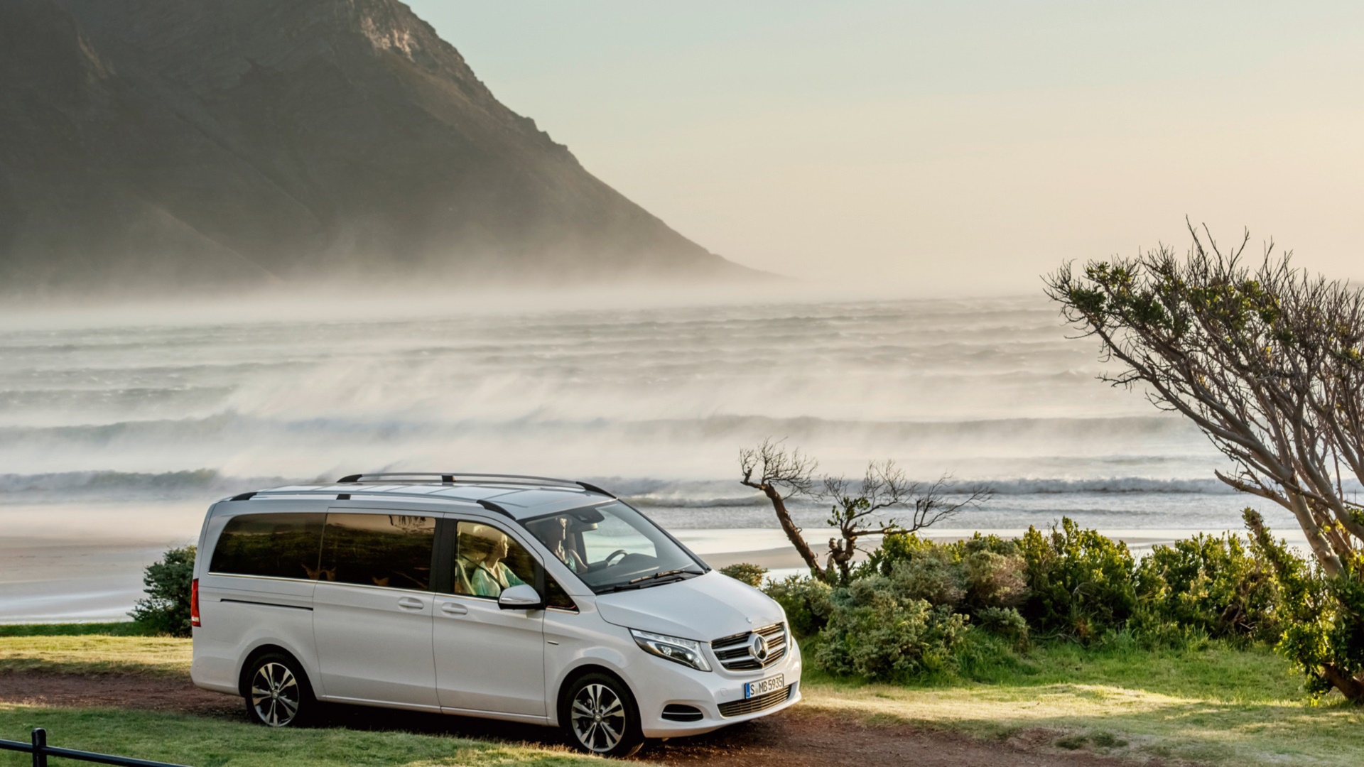 Mercedes-Benz V-Class HD Wallpaper