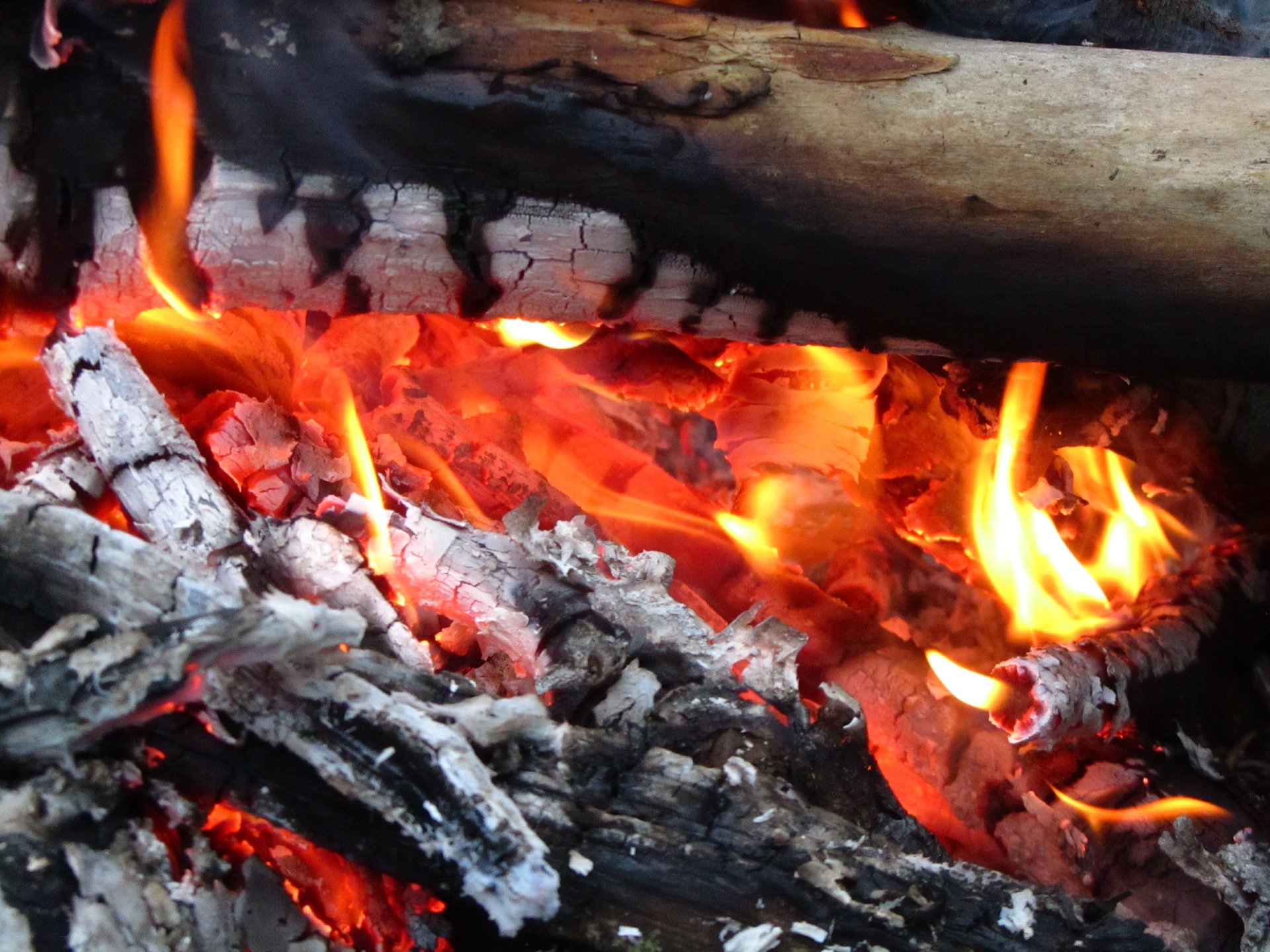 Download Photography Fire 4k Ultra HD Wallpaper by Vergilius