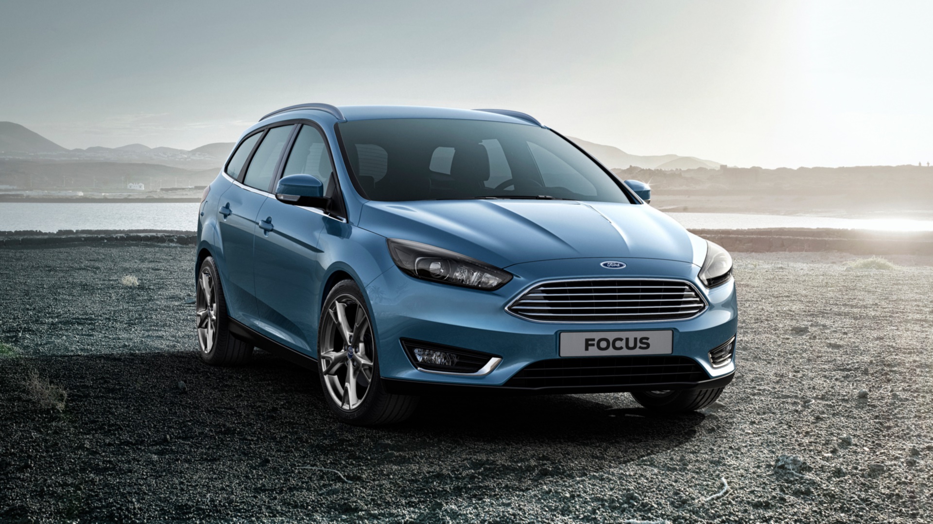 Download Vehicle 2015 Ford Focus Wagon HD Wallpaper