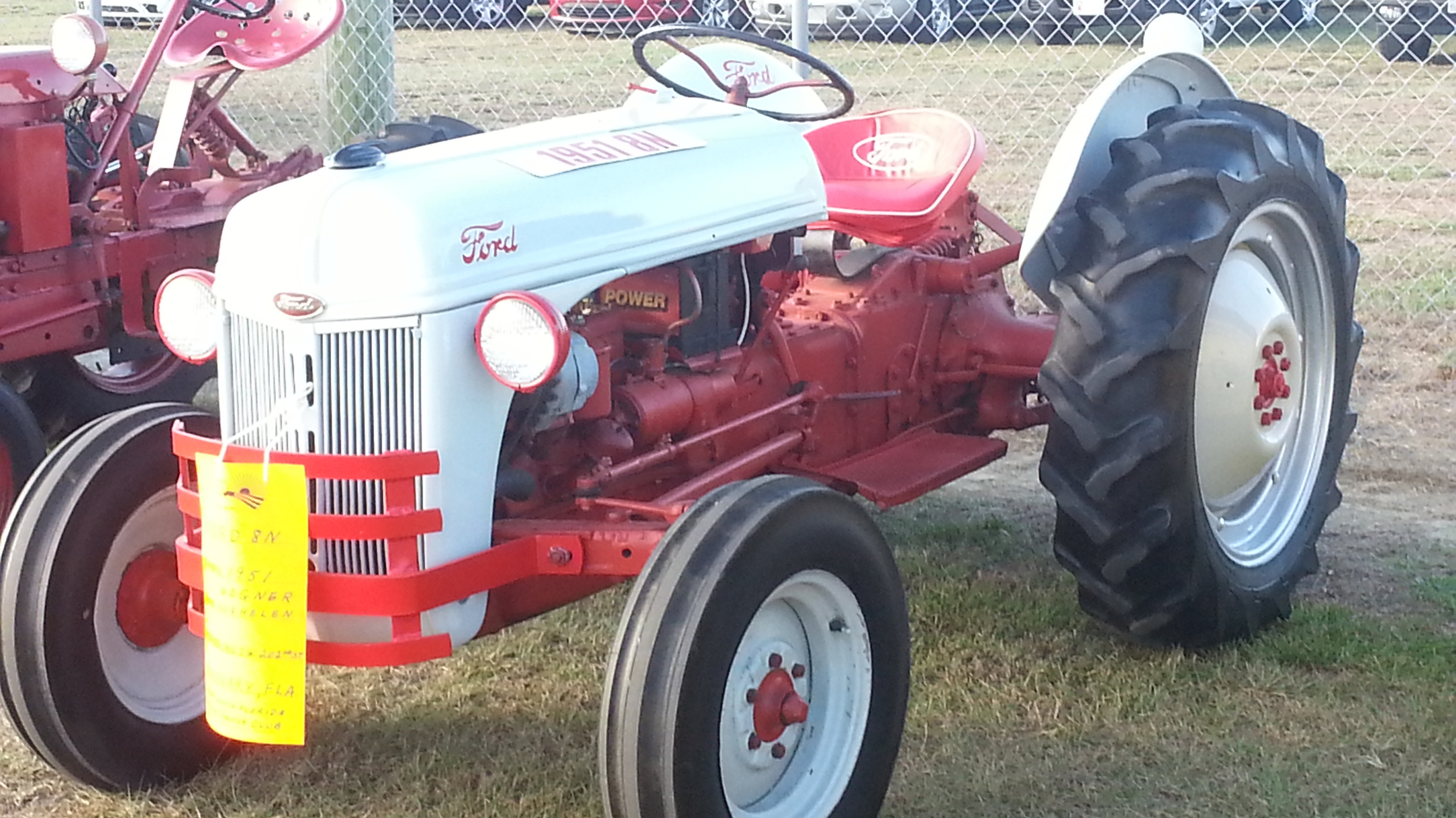 ford 8N HD Wallpaper