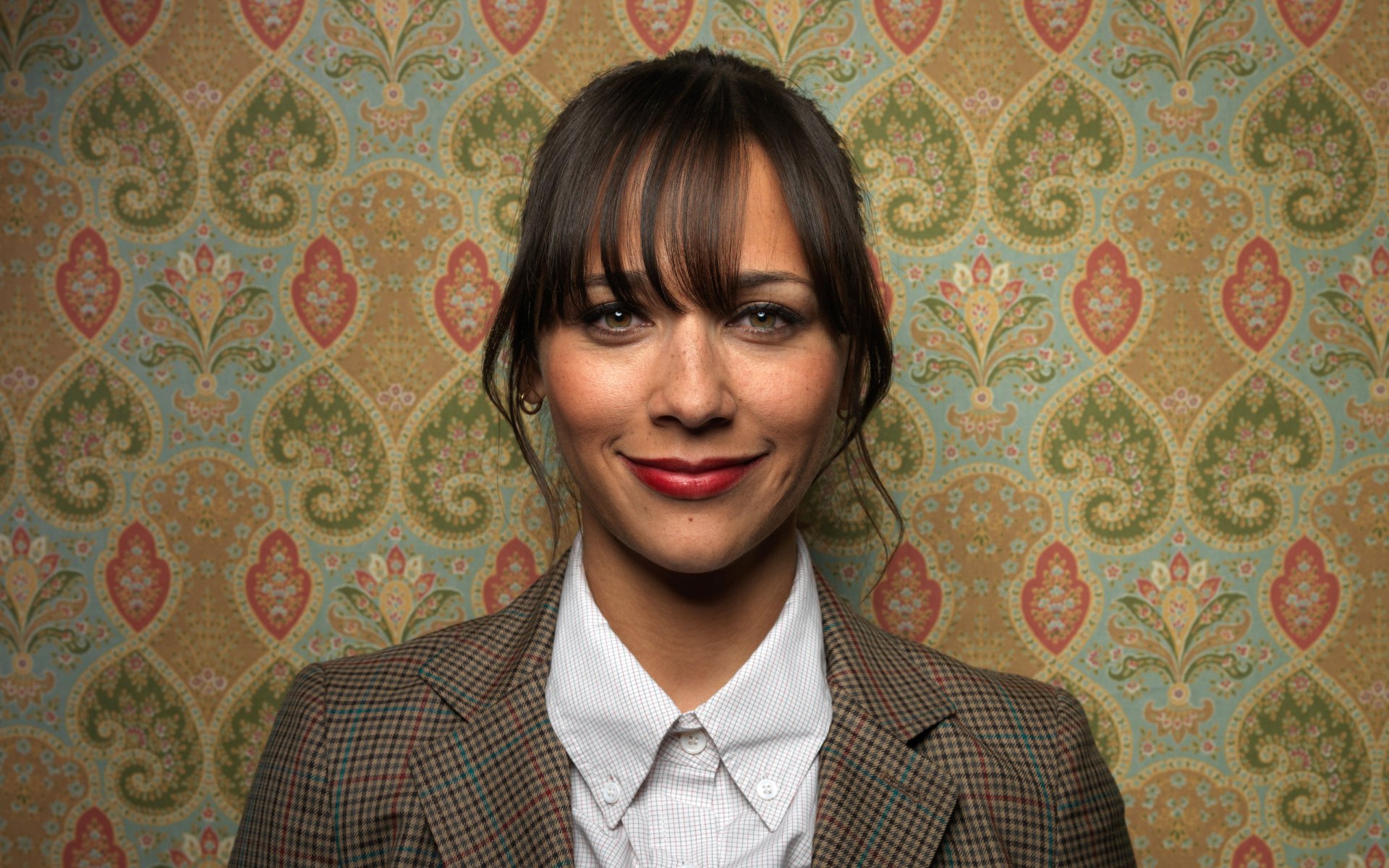 Download American Actress Celebrity Rashida Jones HD Wallpaper